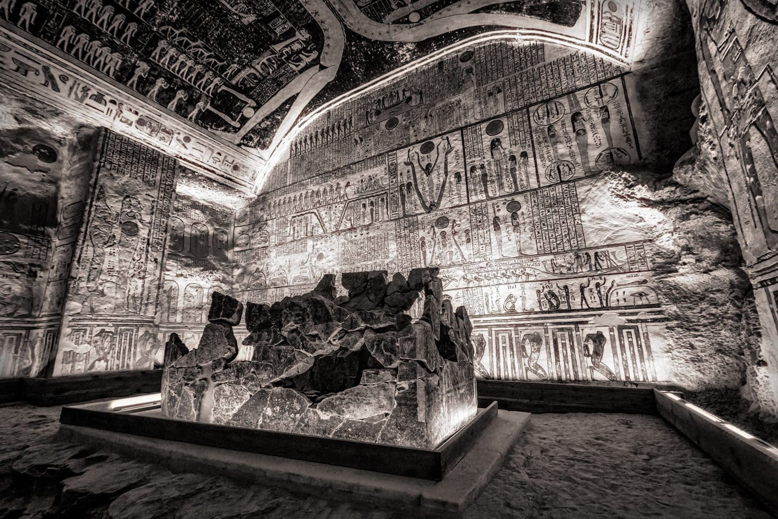 May 2022 – Lighting – Cobb Photographic Society